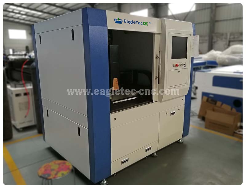 Small Fiber Laser Cutting Machine with Encloser – EagleTec